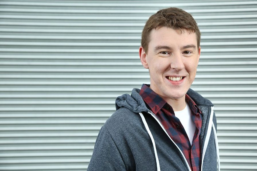 S4C - Ffeil - Ynglŷn â'r gyfres