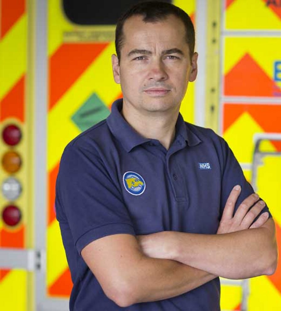 BBC Two - Children's Emergency Rescue - Team leader