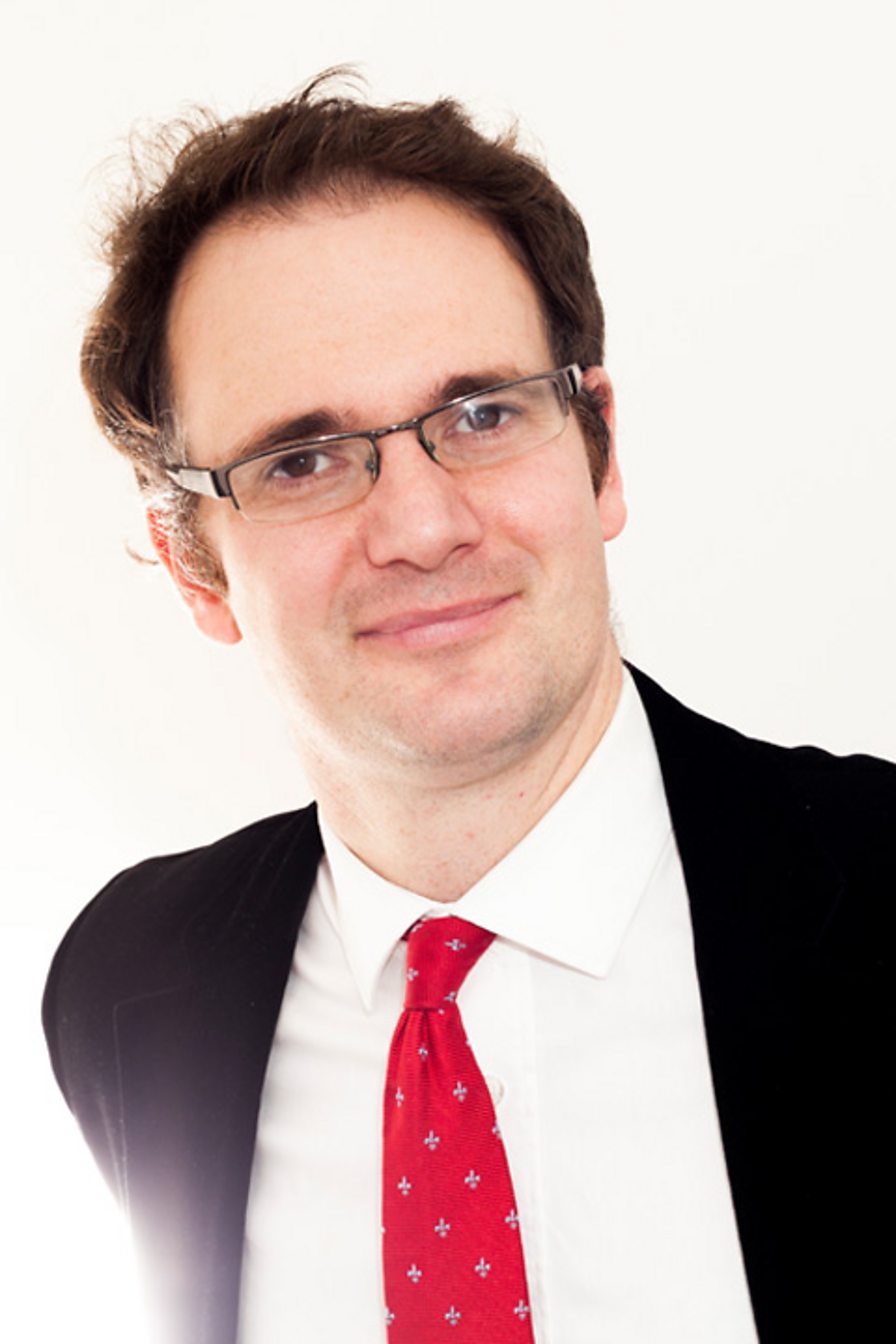 BBC One - Bargain Hunt - Charles Hanson