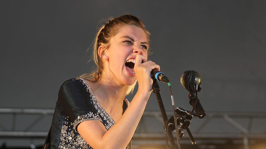 BBC Music - BBC Music - Why Wolf Alice are on the brink of a major ...