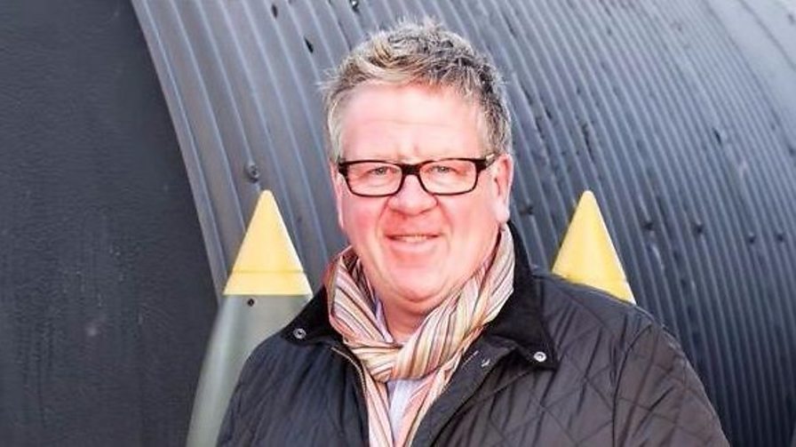 BBC One - Flog It! - Philip Serrell