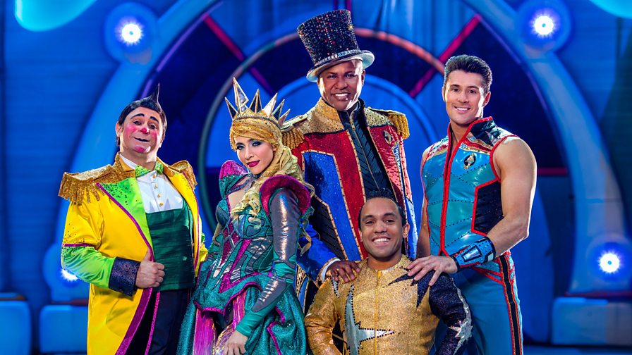 BBC - Eight books that will make you want to run away with the circus