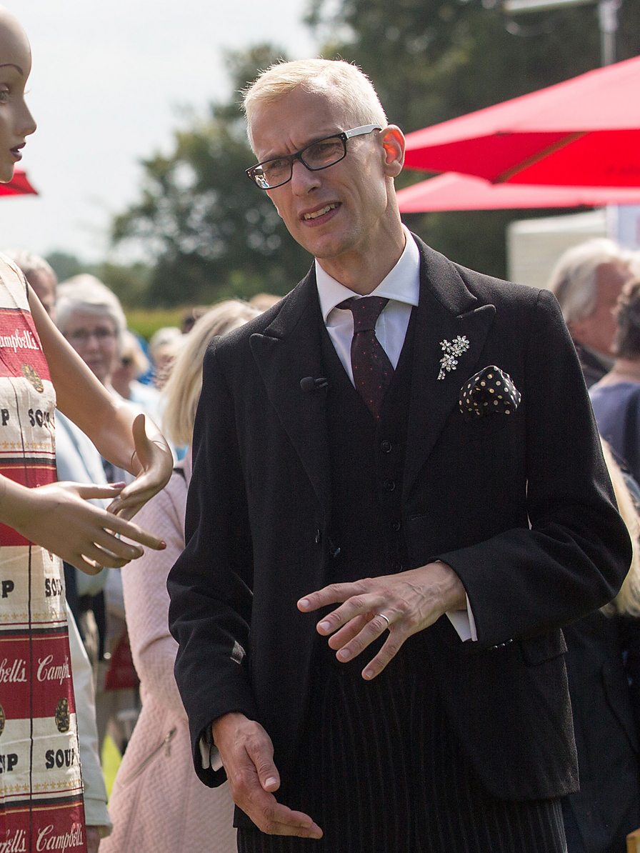 BBC One - Antiques Roadshow - Mark Hill