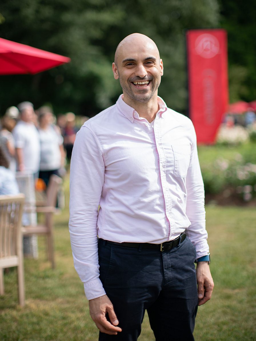 BBC One - Antiques Roadshow - Serhat Ahmet