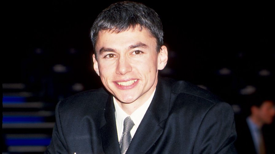 BBC - 15 memorable sporting moments from the 90s