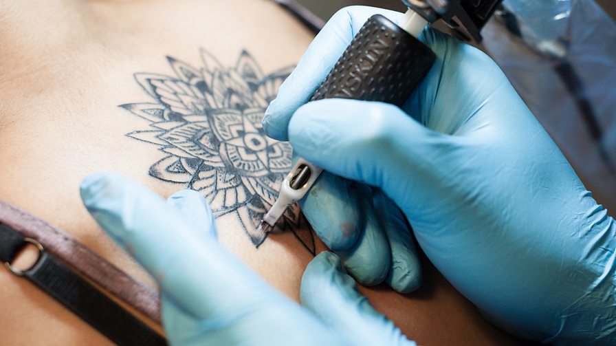 BBC Radio 5 Live - Nihal Arthanayake - Are visible tattoos acceptable ...