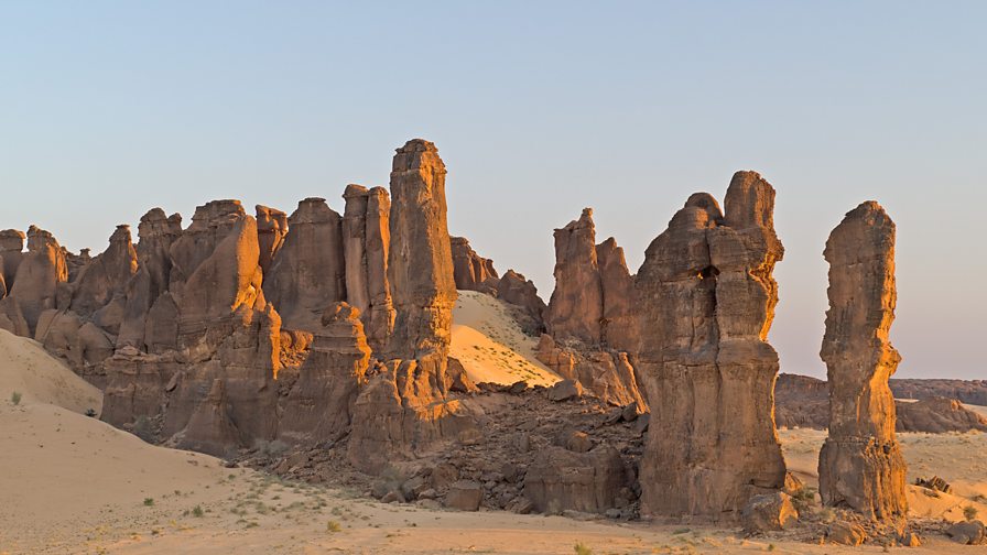 BBC One - Planet Earth III, Series 1, Deserts and Grasslands