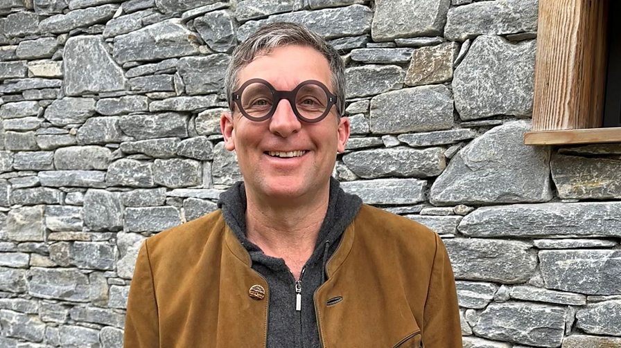 BBC Radio 5 Live - Headliners with Nihal Arthanayake - 6 things we ...