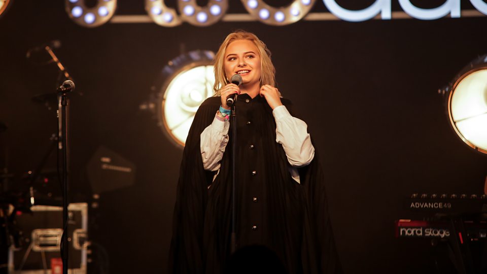 Låpsley - New Songs, Playlists & Latest News - BBC Music