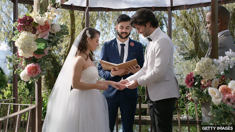 BBC Learning English - 你问我答 / Ordinary, normal, common 区分表示 “普通的” 三个词语