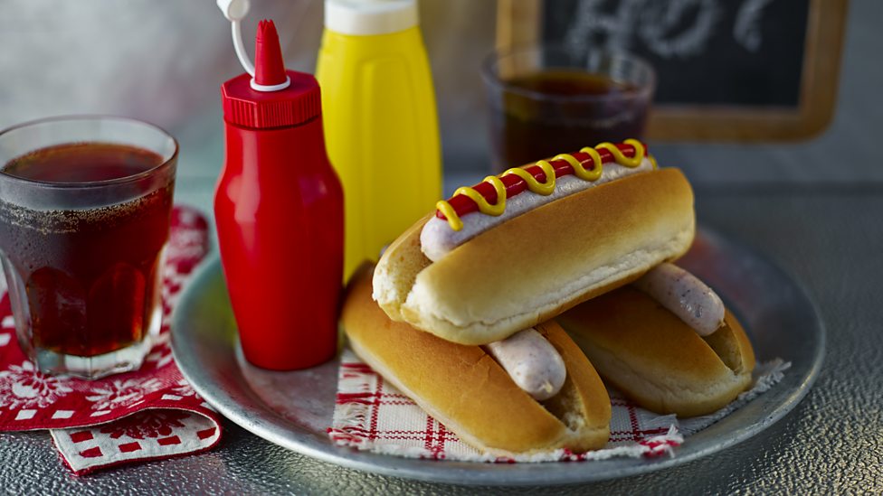 BBC Two - Food & Drink, Series 2, Provenance, Homemade hotdogs