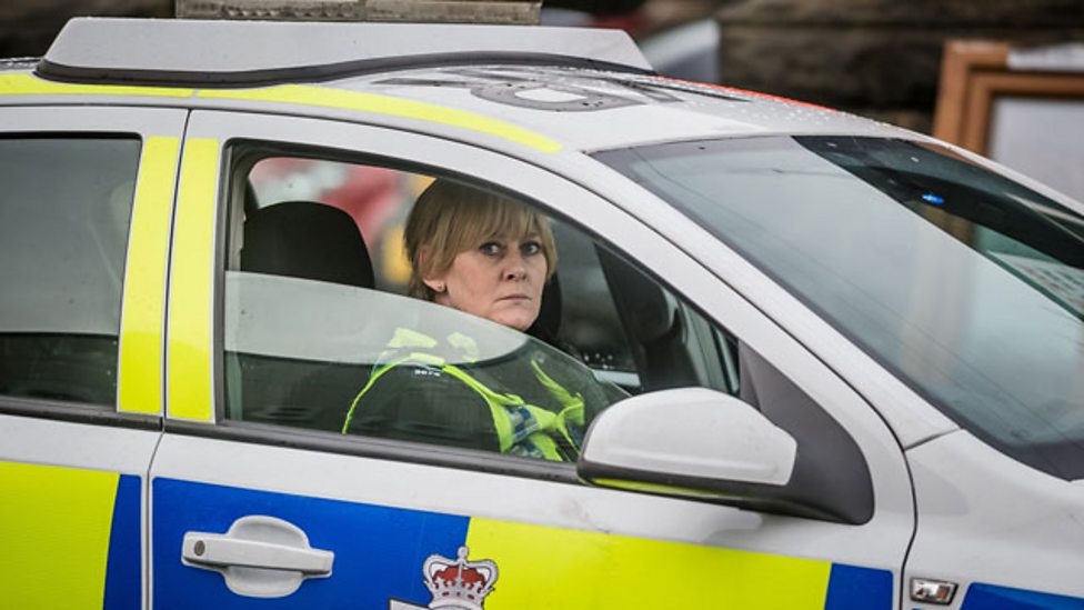 BBC One - Happy Valley, Series 1 - "Happy Valley is an extraordinary piece"