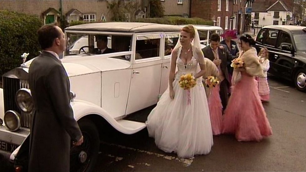 BBC One - EastEnders 2008 - 2012, 2010, 18/02/2010, Preview: Trouble At ...