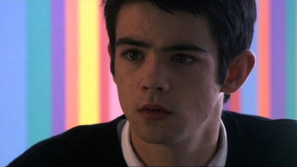 BBC One - Waterloo Road, Series 5, Episode 20, Finn's Moving to LA