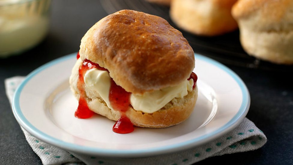 Bbc One The Great British Bake Off Series 1 Biscuits Paul