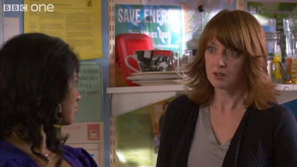 BBC One - Waterloo Road, Series 6, Episode 14, Staff Room Gossip