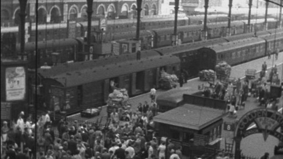 BBC - Hands on History, BBC News Archive - Holiday (1962)