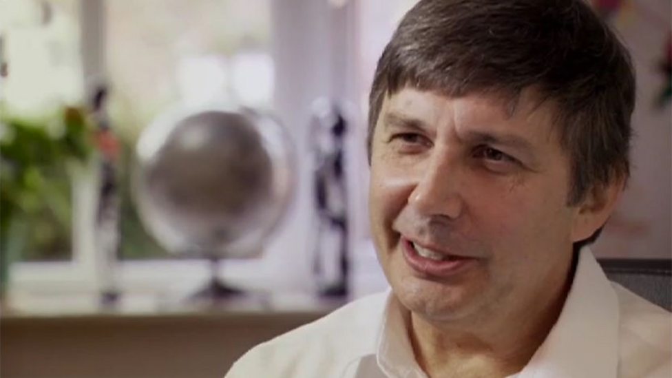 BBC Four - Beautiful Minds, Series 2, Andre Geim levitates a frog
