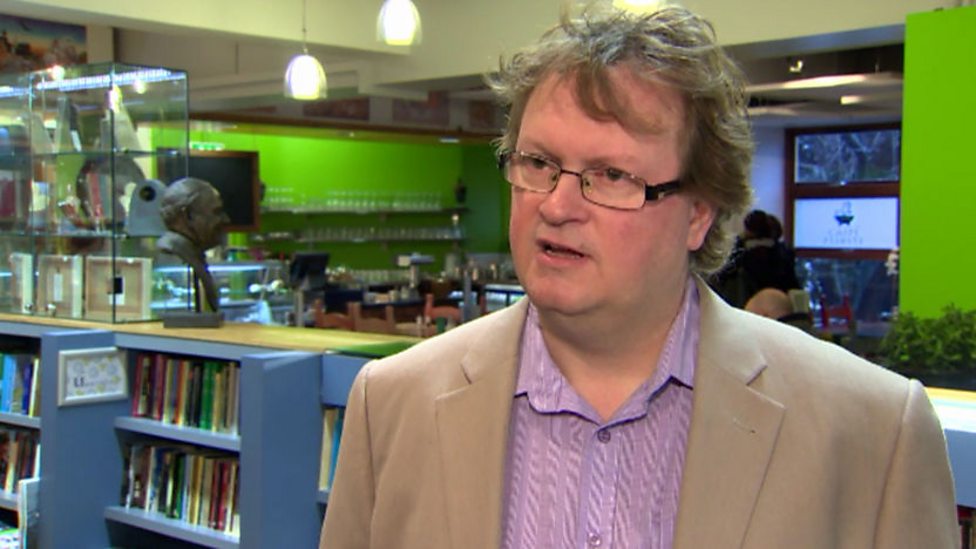 BBC One - BBC Newsline, 20/02/2012, Gary Mitchell's play Love Matters