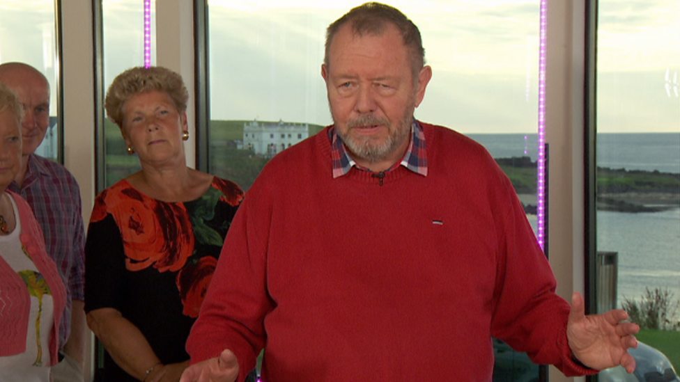 BBC Two - The Gaitherin - Dr Bob Curran