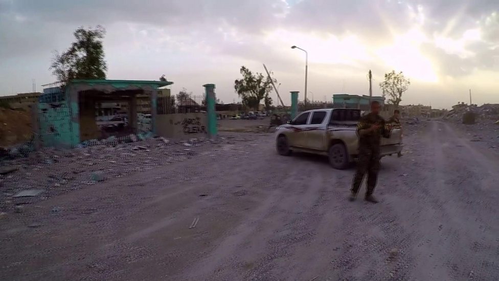BBC News - BBC News at Ten, Fall of Raqqa: The secret deal