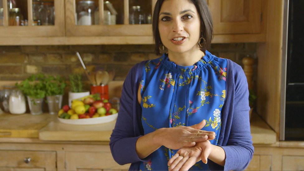 BBC - BBC Food, Dietitian Priya Tew helps you understand how much you should be eating.