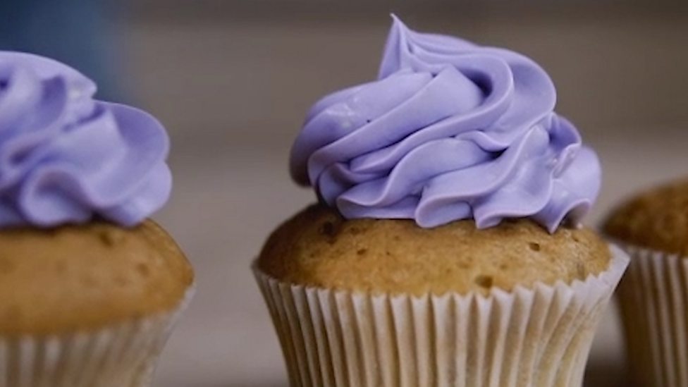 CBeebies - Colours, CBeebies: Colours 'Purple' clip