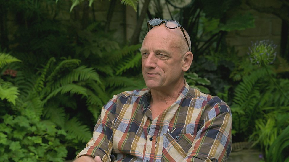 BBC Two - Gardeners' World, 2022, Episode 22, Steve Fletcher
