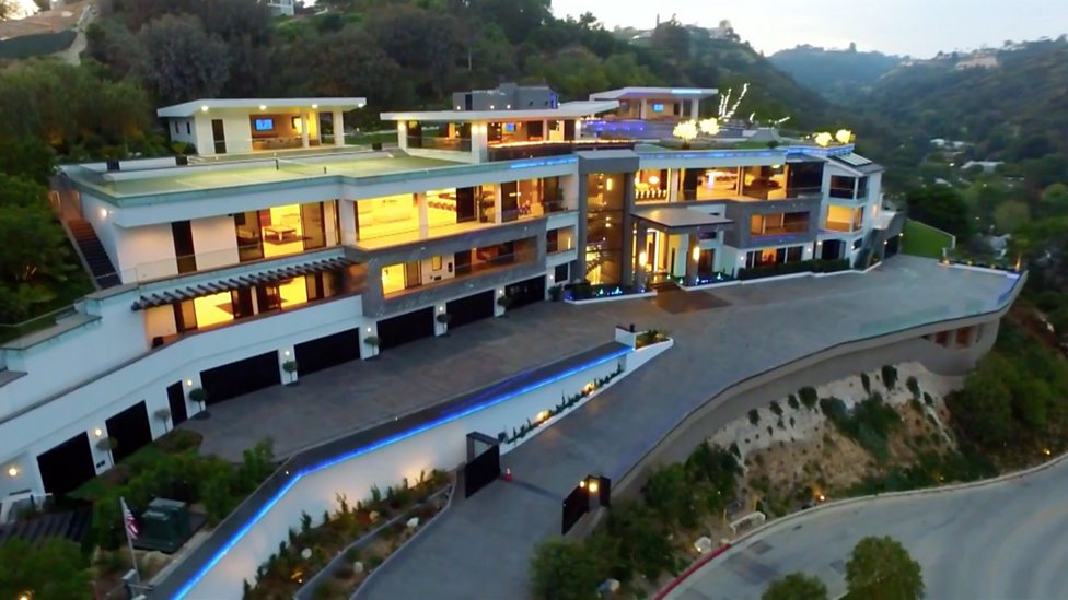 BBC Two - Crazy Rich Agents: Selling Dream Homes, Can one deal change ...