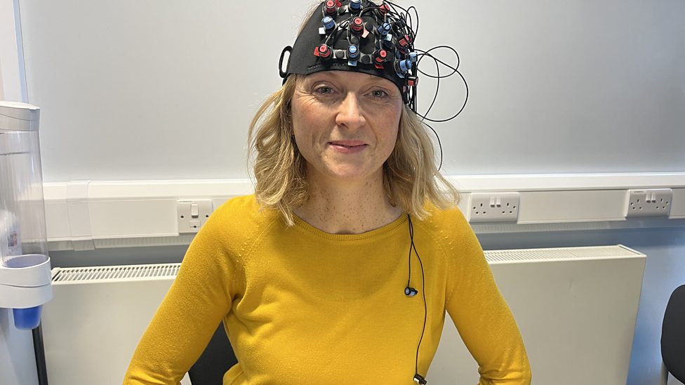 BBC Radio 5 Live - 5 Live In Short, 5 Live presenter takes part in experiment to boost memory ...
