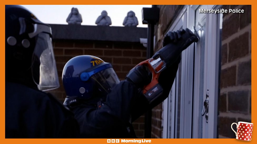BBC One - Morning Live, What are county lines gangs?