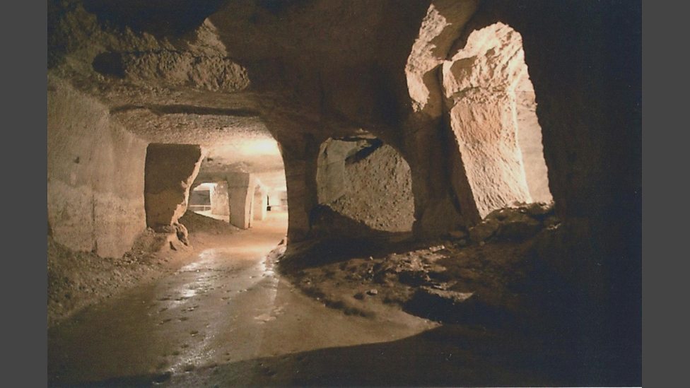 BBC Radio 4 - The high ribbed ceilings of Exeter Cathedral, carved from ...