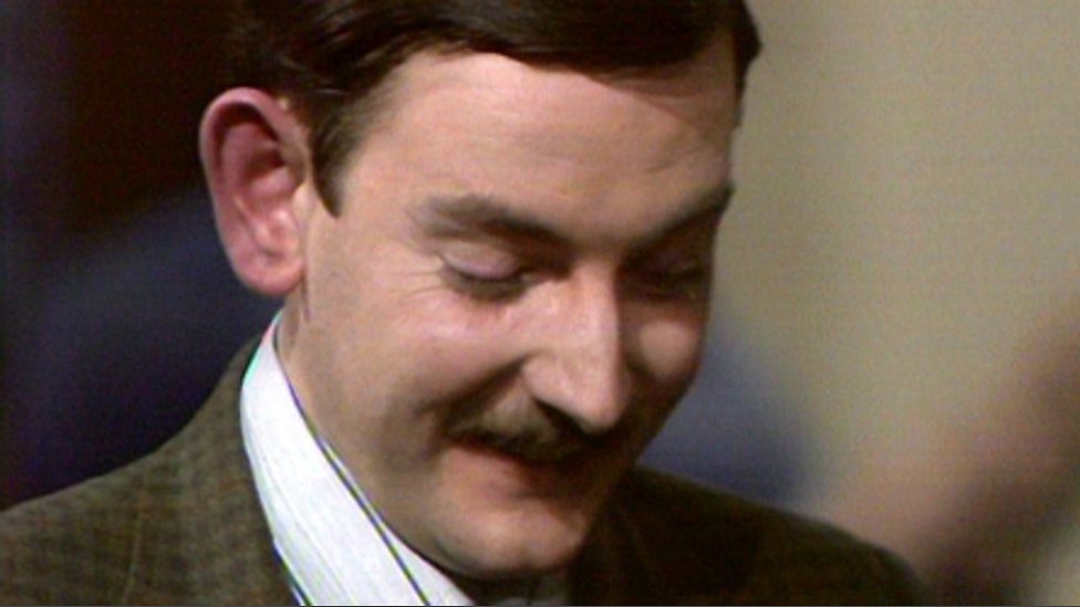 BBC - Mastermind Winners Gallery - Sir David Hunt, 1977 and 1982