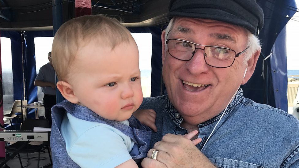 BBC Radio Ulster - Hugo Duncan, Live from The Red Sails in the Sunset ...