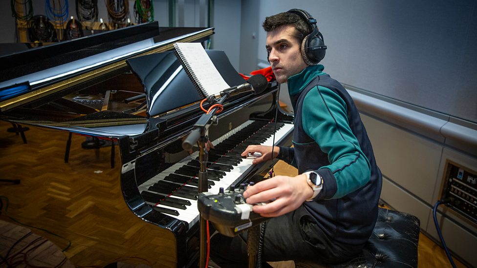 BBC Radio 4 - Loose Ends, Trevor Horn, Stewart Lee, Laura Checkley ...