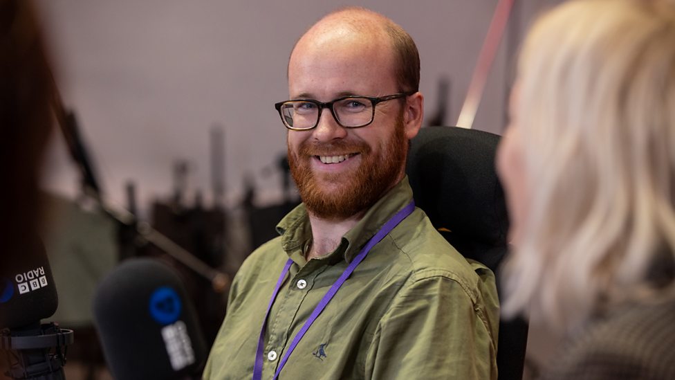 BBC Radio 4 - Loose Ends, Sara Pascoe, Benedict MacDonald, Dreda Say ...