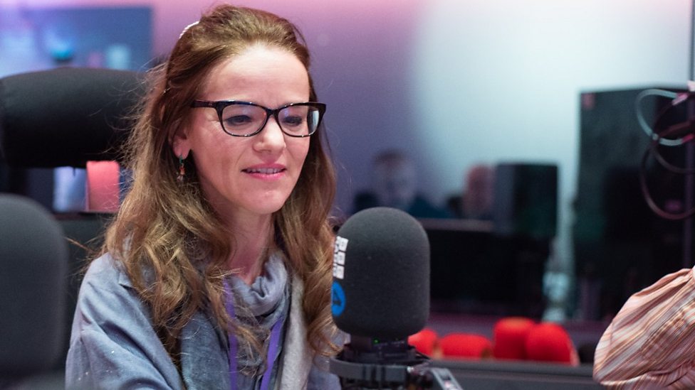 BBC Radio 4 - Loose Ends, Suzanne Vega, Treasa O'Brien, Lucy Porter ...