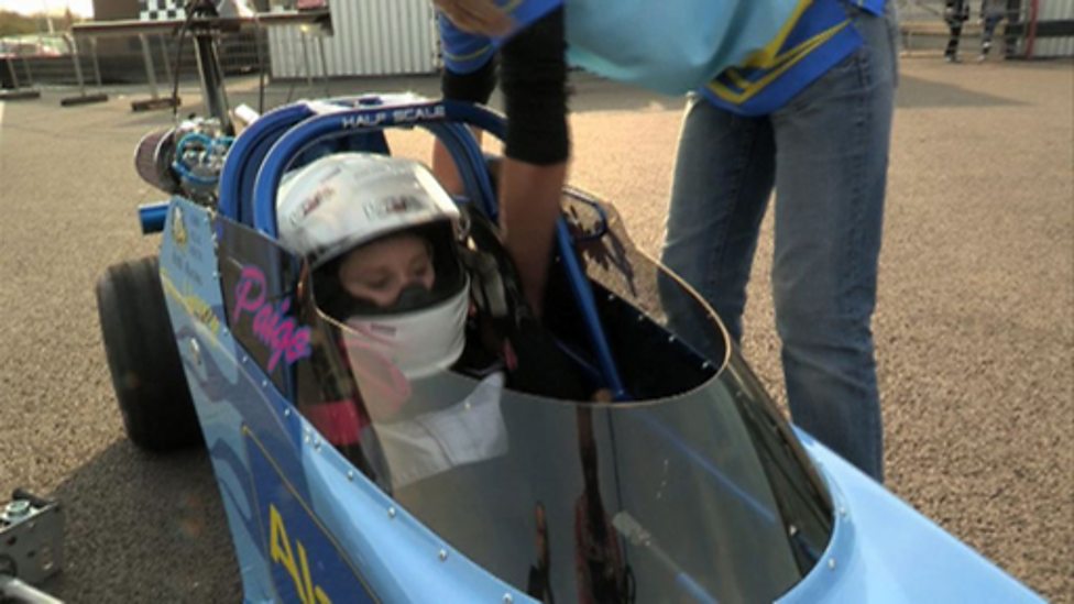 Science / Design & Technology KS2: Experimenting with balloon-powered ...