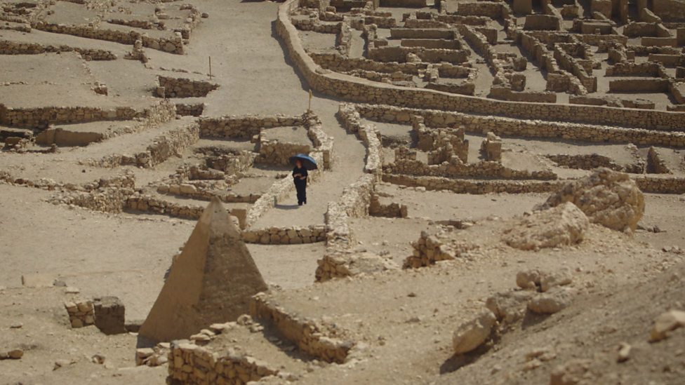 History KS2: Mummification in Ancient Egypt - BBC Bitesize