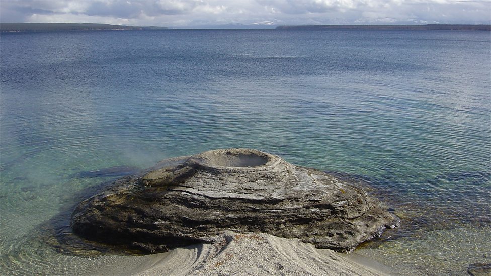 Volcanoes - CCEA - BBC Bitesize