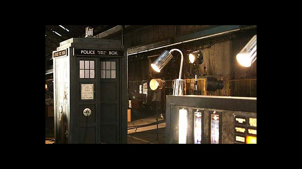 Tardis Bad Wolf Iphone Wallpaper