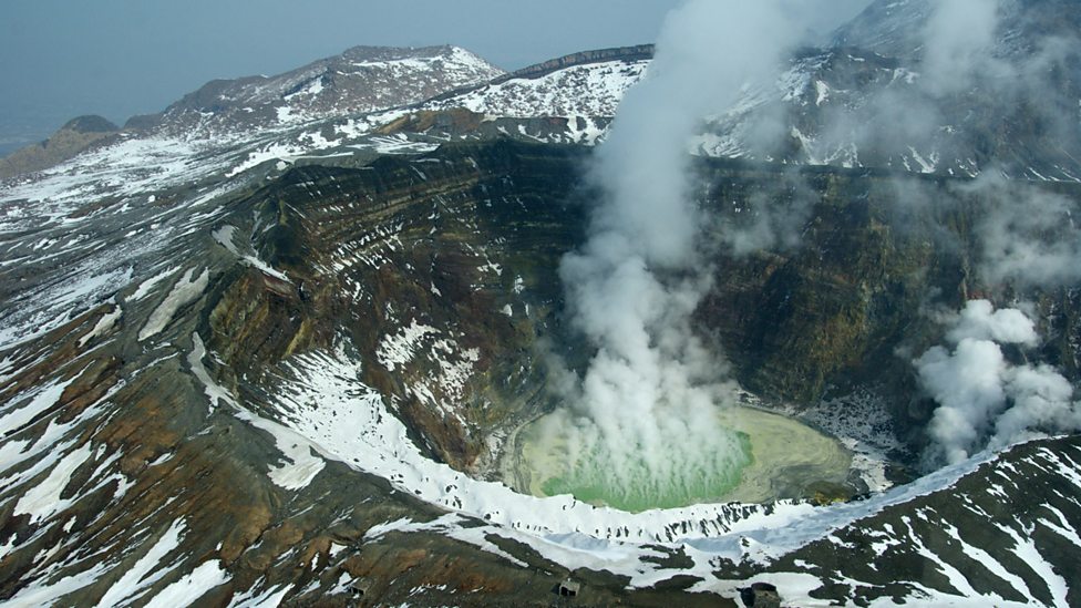 Volcano locations - Volcanoes and volcanic eruptions - Edexcel - GCSE ...