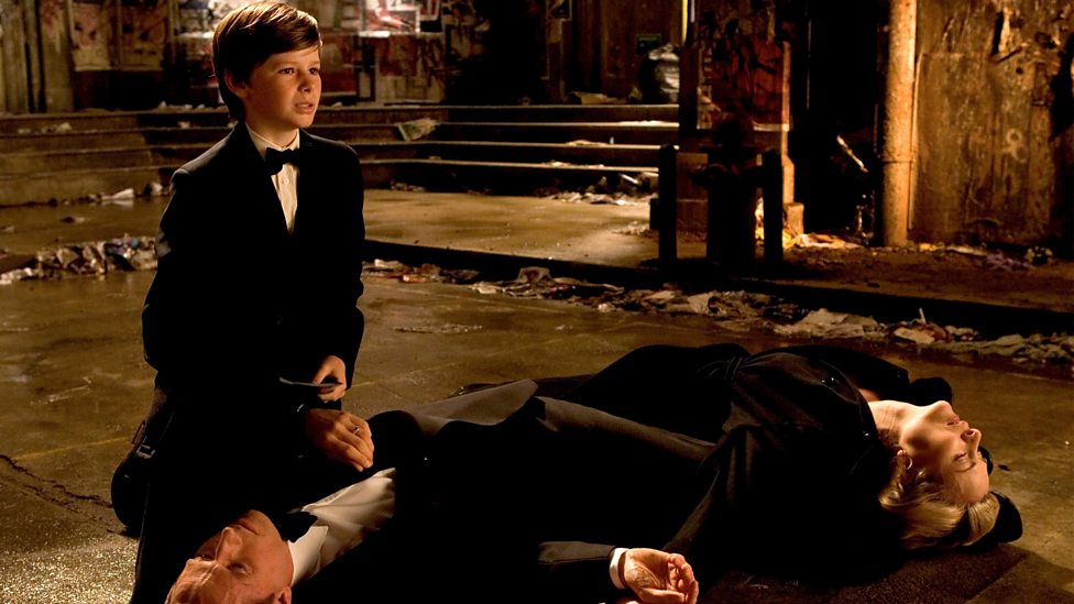 Linear and non-linear plots - Narrative - GCSE Moving Image Arts (CCEA ...