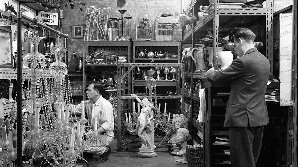 Film language and techniques - GCSE Moving Image Arts (CCEA) - BBC Bitesize