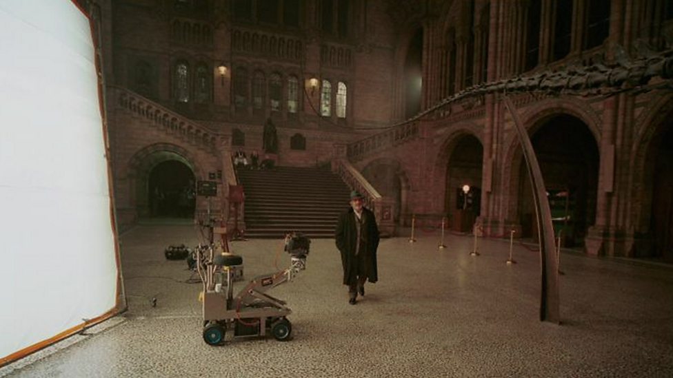 High-key and low-key - Lighting - GCSE Moving Image Arts (CCEA ...