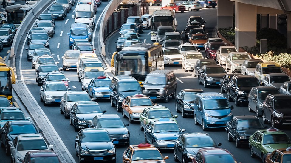 Issues facing inner city areas in MEDCs - CCEA - BBC Bitesize