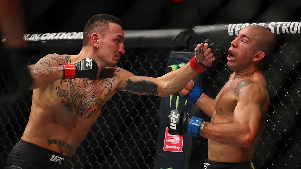 UFC 218: Max Holloway batters Jose Aldo to retain UFC featherweight ...