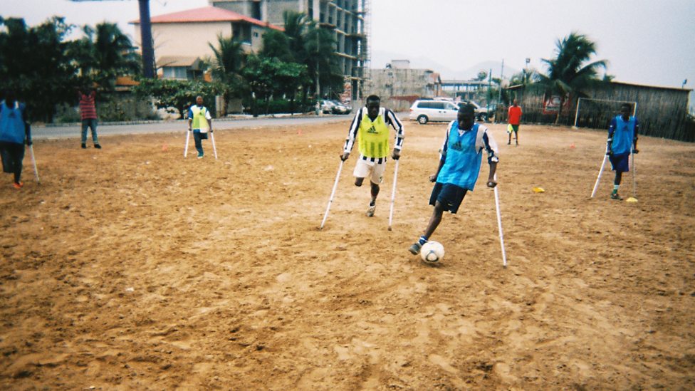 These stunning disposable camera photos show football's impact around ...