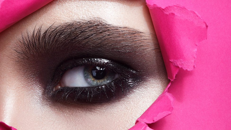 Does having thick eyebrows make you a narcissist? - BBC Three