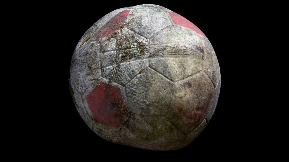 This artist used washed-up footballs to highlight plastic waste - BBC Three